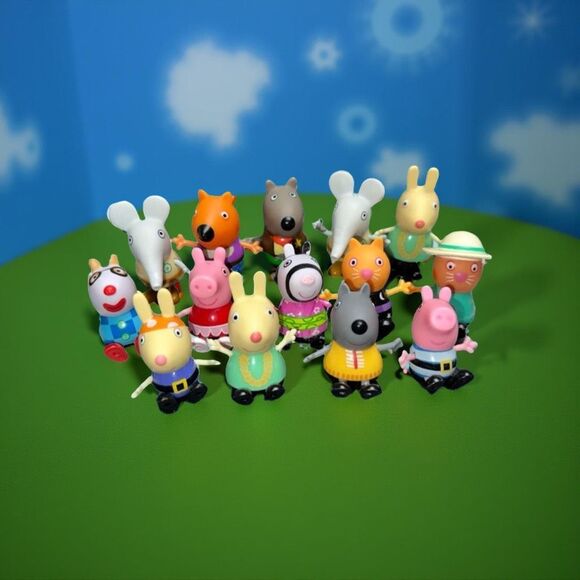Peppa Pig | Toys | 4 Peppa Pig Peppa Pig Fancy Dress Party Exclusive ...